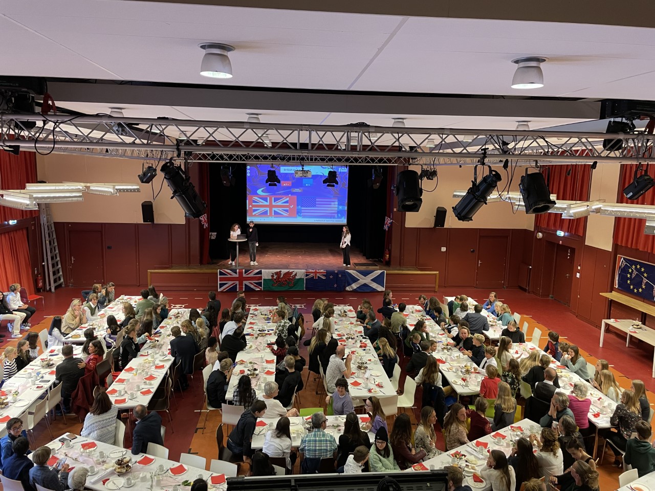 No High Tea without scones! - Dalton