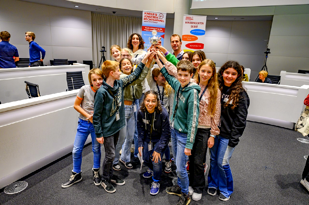 Debatteam brugklas finalist bij Kinderrechtendebat - Dalton